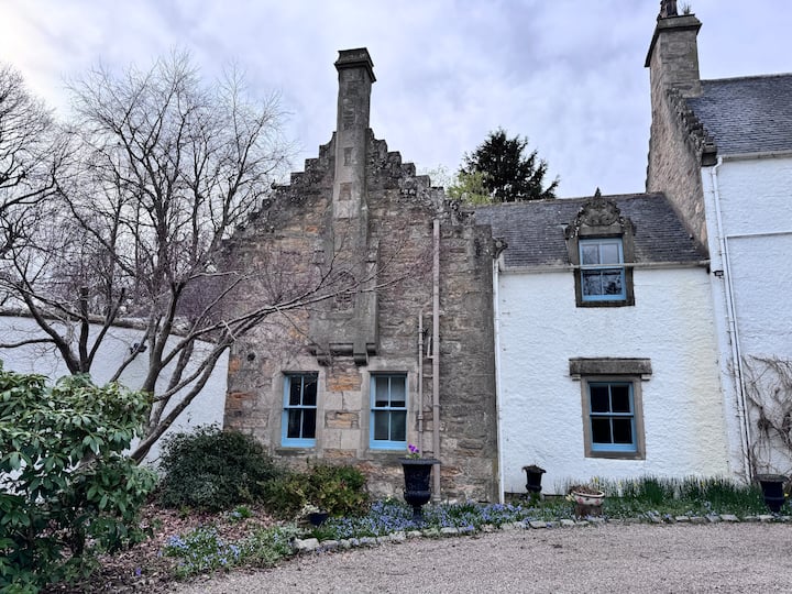 19th Century 5 Bedroom House - Elgin
