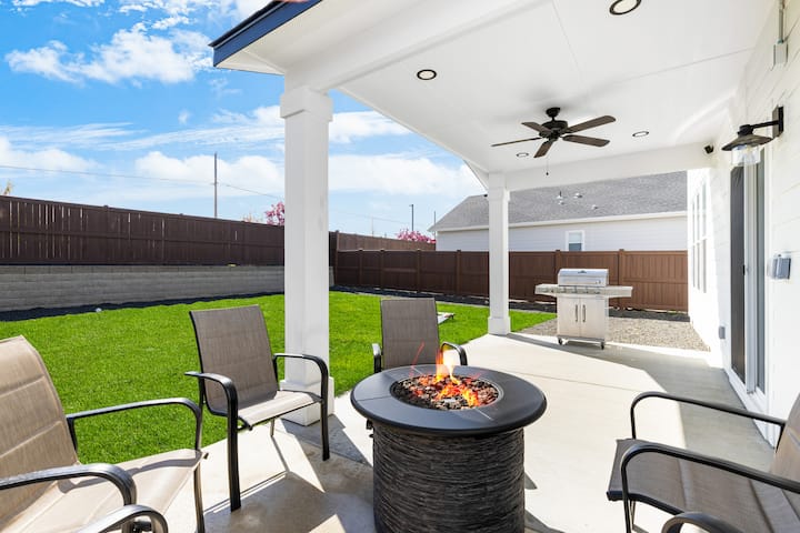 New House ~ Sleeps 11~firepit - Boise, ID