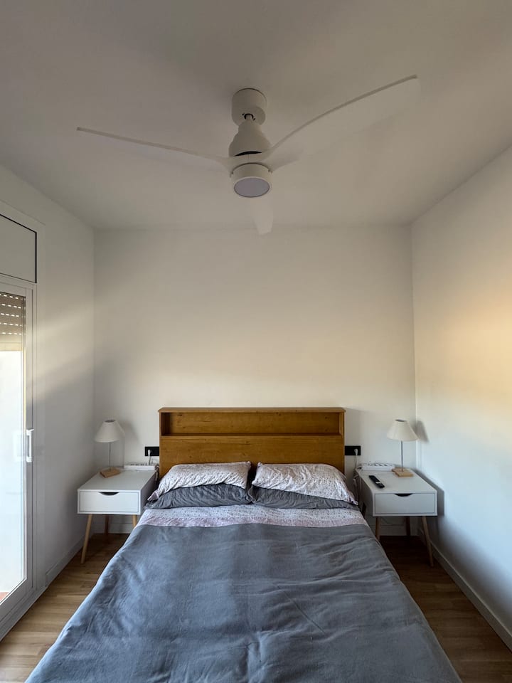 Habitación Privada Luminosa - Sitges