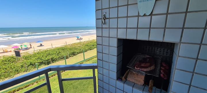 Apartamento Pé Na Areia Com Vista Maravilhosa. - Itapoá