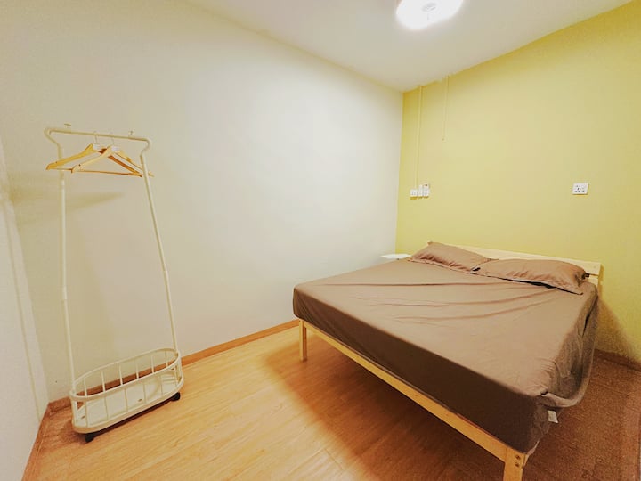 24pax  Senai Airport Iskandar Dome - Kulai