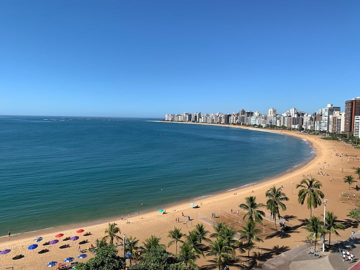 Vista Panorâmica Para O Mar Na Praia Da Costa - Vitoria