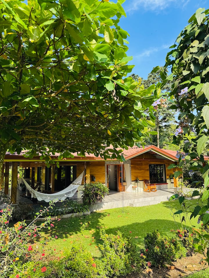 Casa Tica - La Fortuna