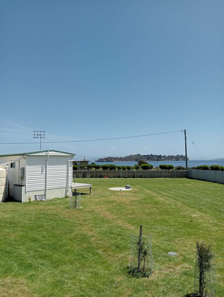 Know Where To Hide Cabin 1 - Bruny Island