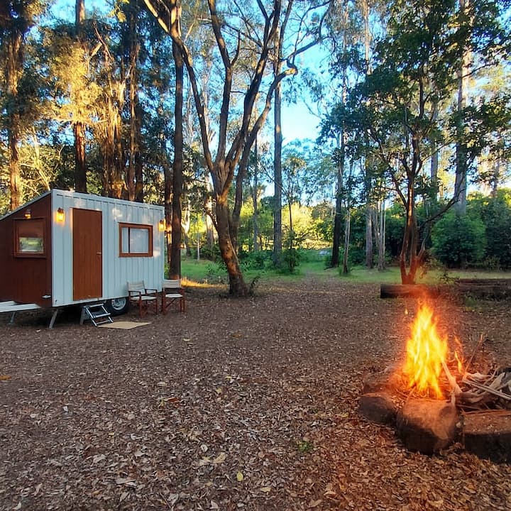 The Bottom Paddock.
A Tiny House Experience. - Noosa Shire