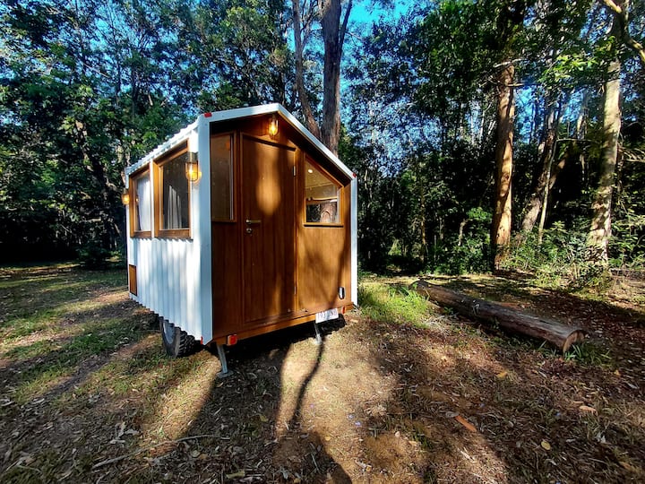 The Bottom Paddock.
A Tiny House Experience. - Pomona