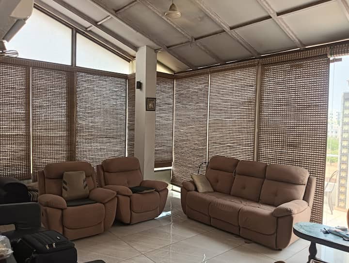 Penthouse On Entire 4th Floor - Nashik