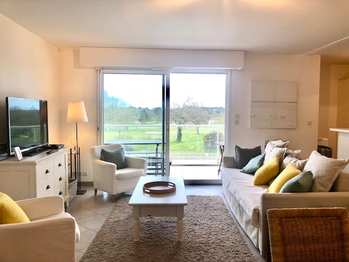 Appartement Au Golf Avec Piscine - Apremont