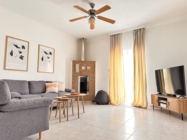 Seaside Luxury & Comfort By St George’s Bay - Malta