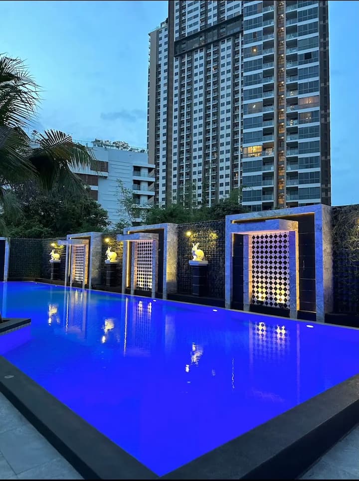204 City View With Motorbike - Pattaya