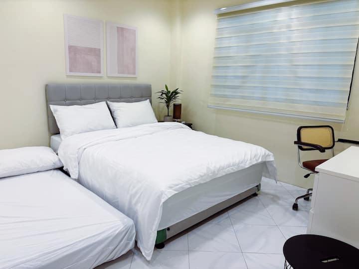 Muji Salvacion Family Room (W/ Wifi & Netflix) - Ligao