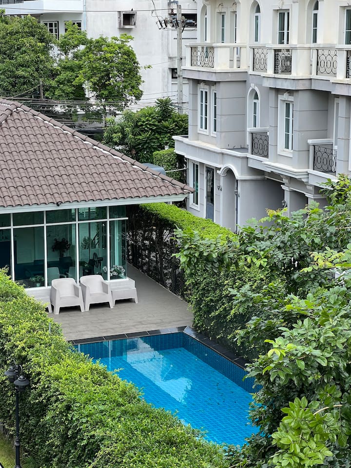 Entire 3br Townhome, Pool, Sukhumvit, Bts/mrt Asok - Bangkok