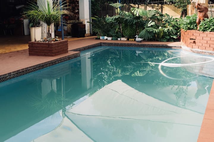 Queens Airport Inn - Kempton Park