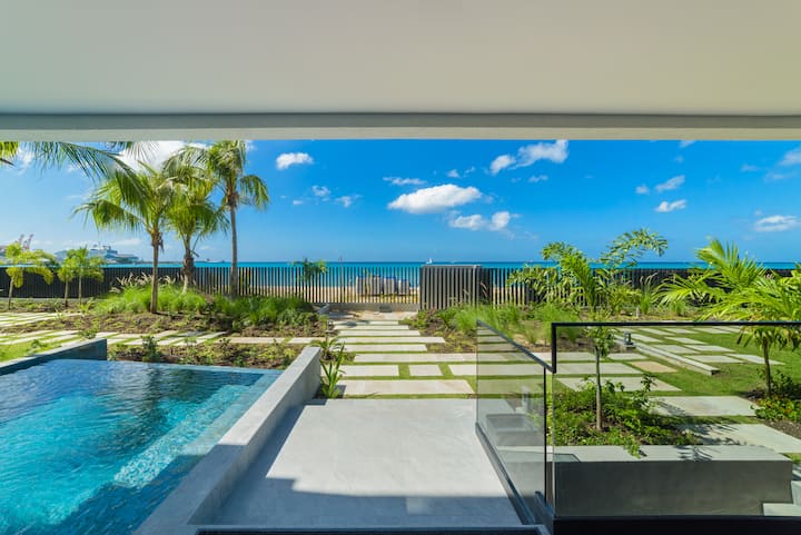 Anidele Blue At 405 Allure- 3br Beachfront Condo - Barbados