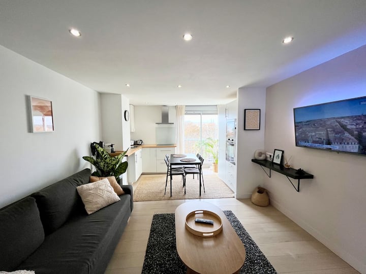 Charmant Appartement T2 à Deux Pas De La Mer - Agde