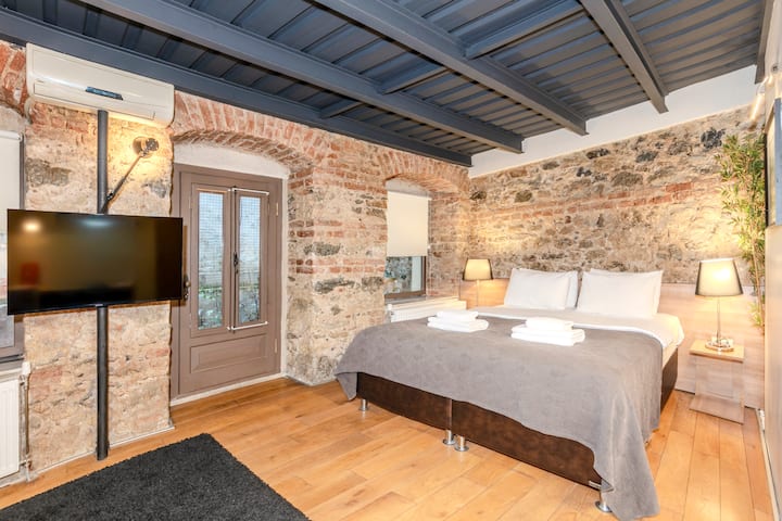 Backyard Studio• Sea ​​View Terrace| In The Taksim - Karaköy