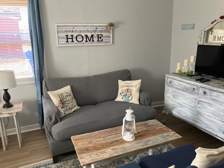 Blessed Farmhouse Suite Near Choctaw & Lake Texoma - Silo, OK