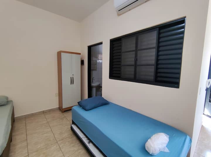 Apto Moderno C/ Ar Cond - Prox Shopping/ha/feb - Barretos, SP, Brasil