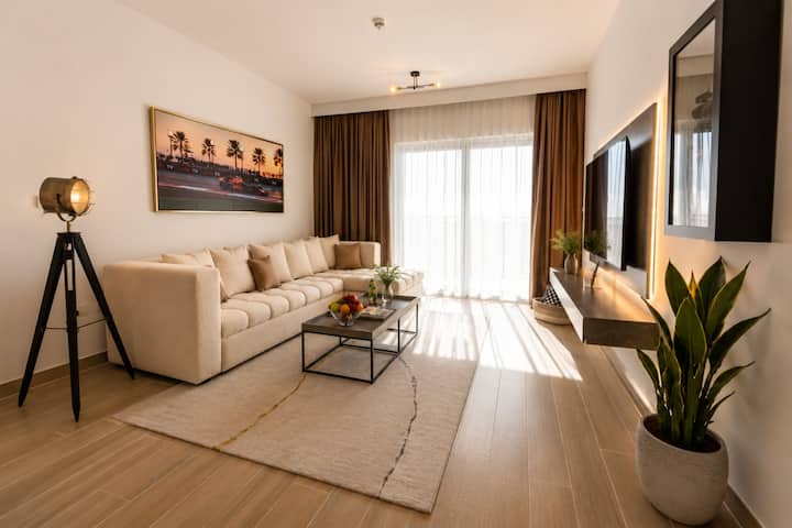 1bdr F1 Yas Island | Stunning Views On The Circuit - Abu Dhabi