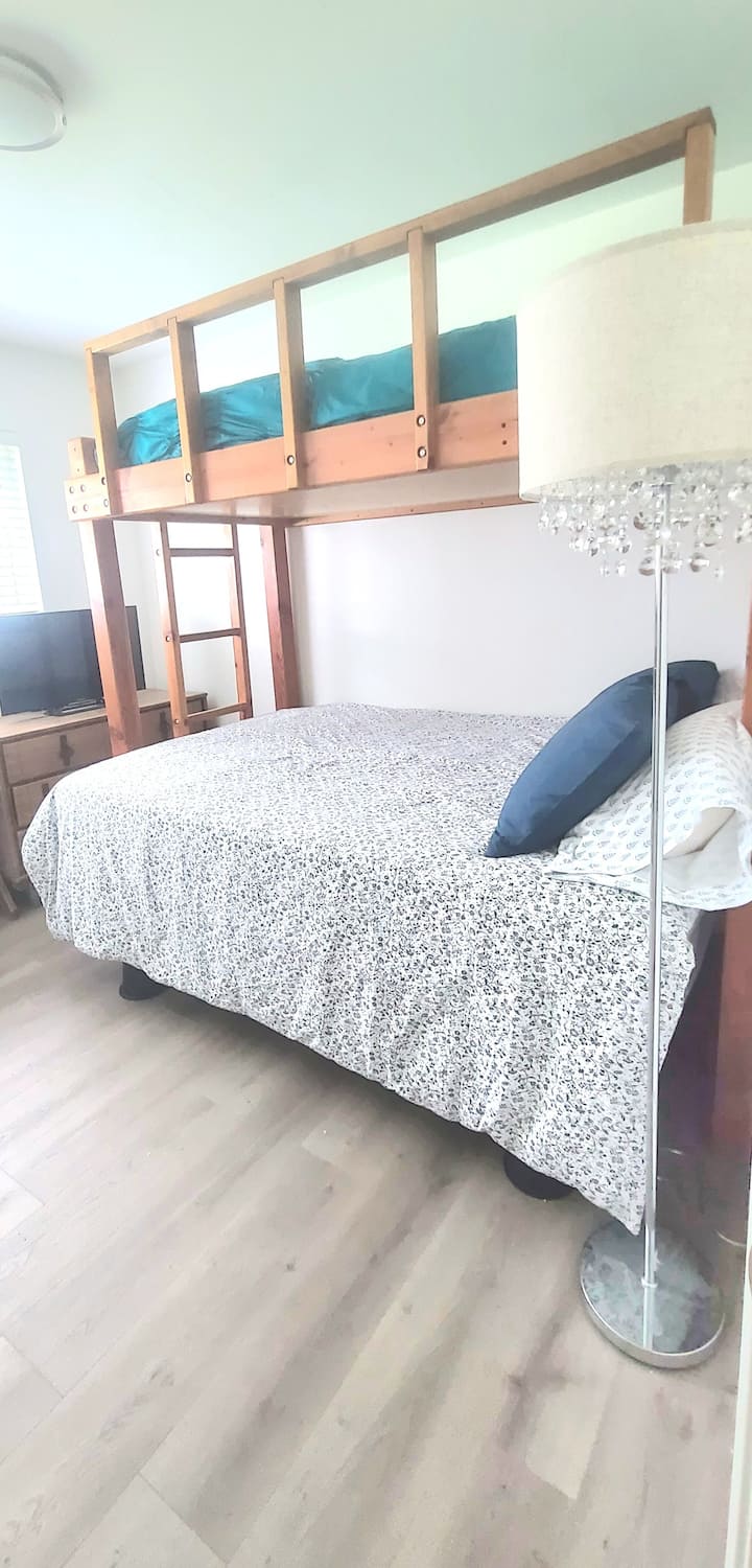 Charming Homestay Near The Village, With Loft Bed - Arroyo Grande, CA