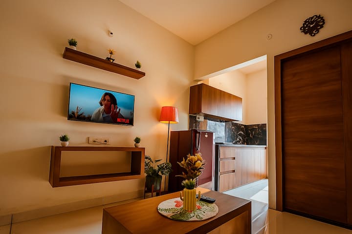 Urban Retreat - Blossom - Indore