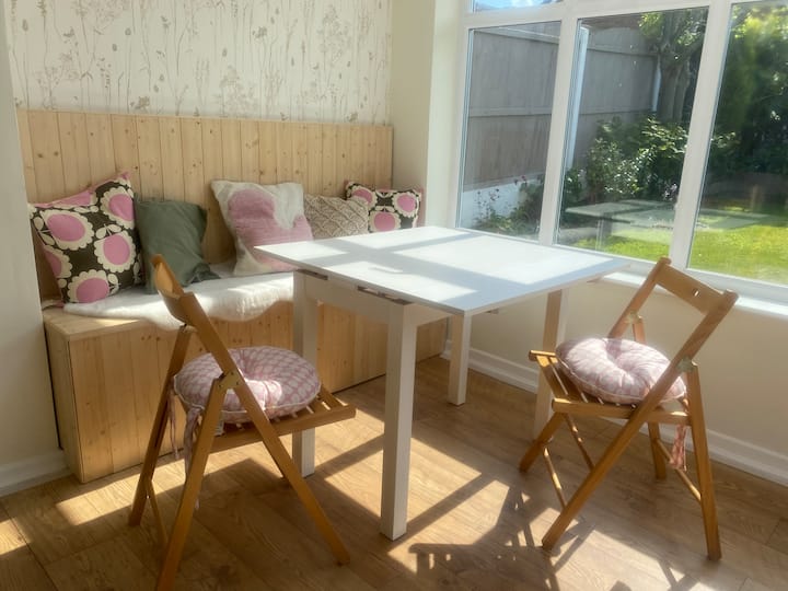 Beautiful, Private Bungalow In Peaceful Village. - Bridgnorth