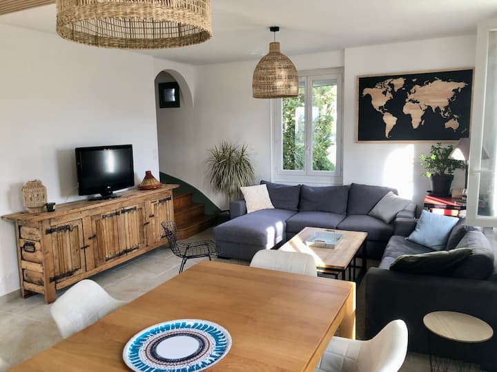 Maison Accueillante Avec Jardin Privé - Paray-le-Monial