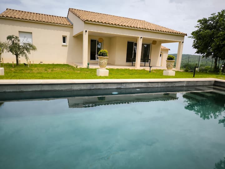 Belle Villa Entre Uzès & Avignon: Villa Gragnan. - Goudargues