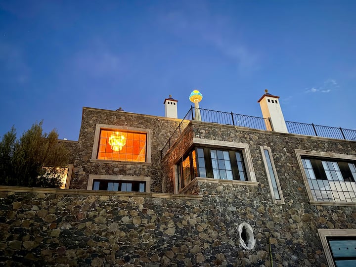 Architectural Villa W/ Pool, Terrace & Views - San Miguel de Allende