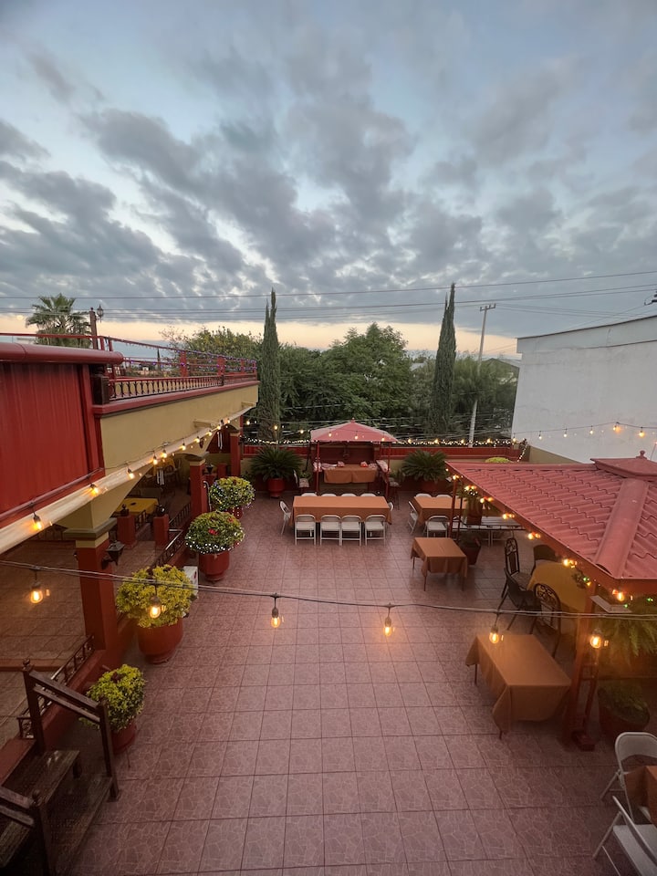 Con Terraza Recién Remodelada - Guadalupe