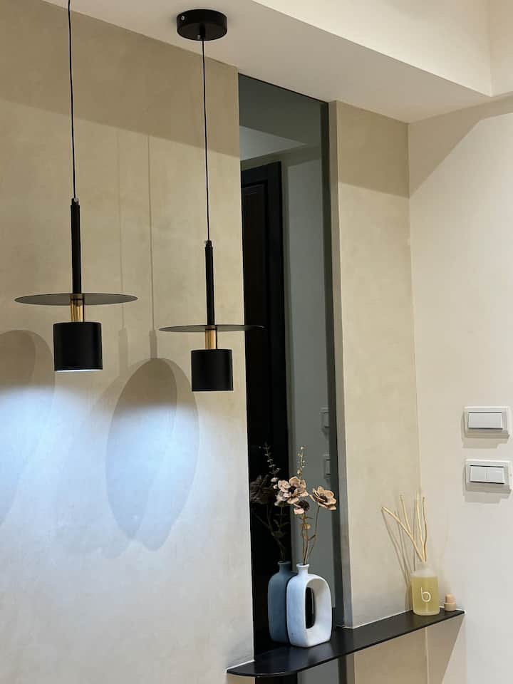 13居.千萬新築~以木質調香氛點亮生活 - 芬園鄉