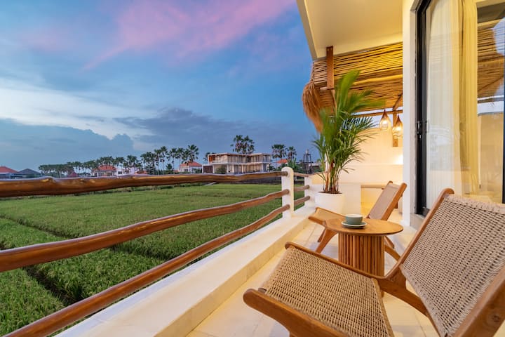 3br Tropical Luxury • Pool & Rooftop View • Canggu - Bali