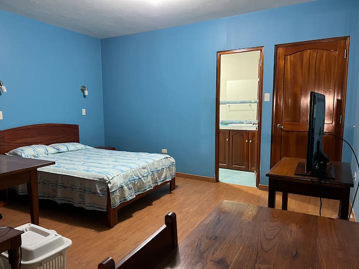 Habitaciones Cómodas Y Privadas - San Ramón