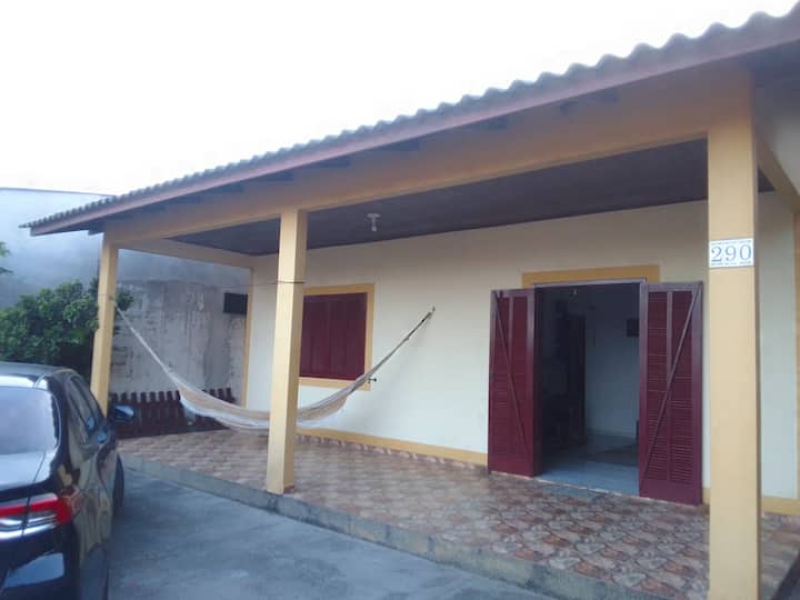Casa Térrea 150 Metros Praia - Imbituba