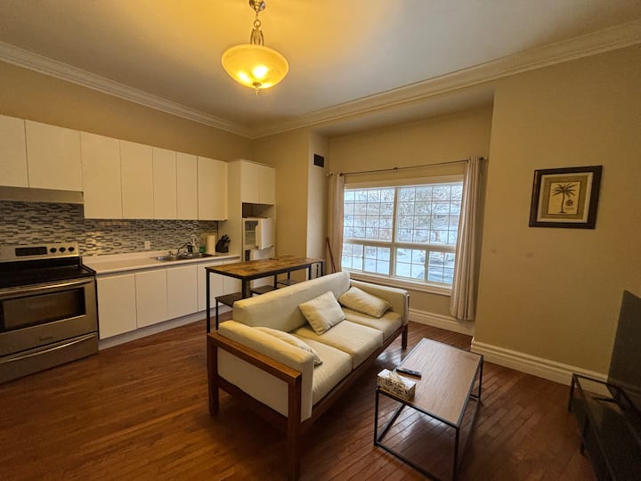 Private Unit In Richmond Hill - Aurora