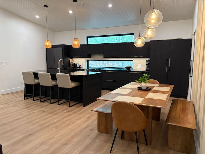 Hill House - Glacier County