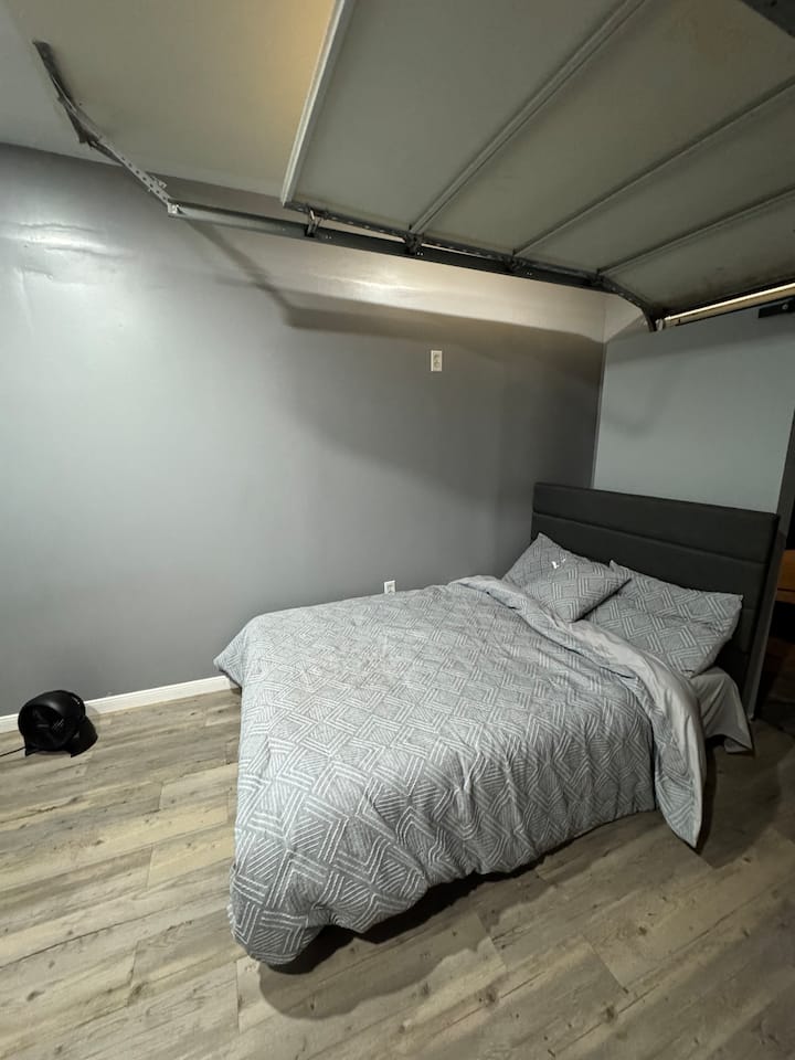 Spare Dedicated Room - Magnolia, TX