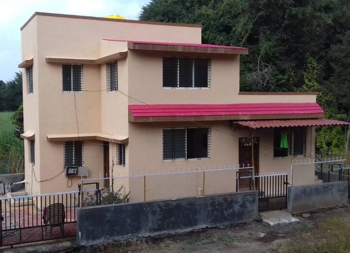 Samartha Krupa Homestay - 瓦伊