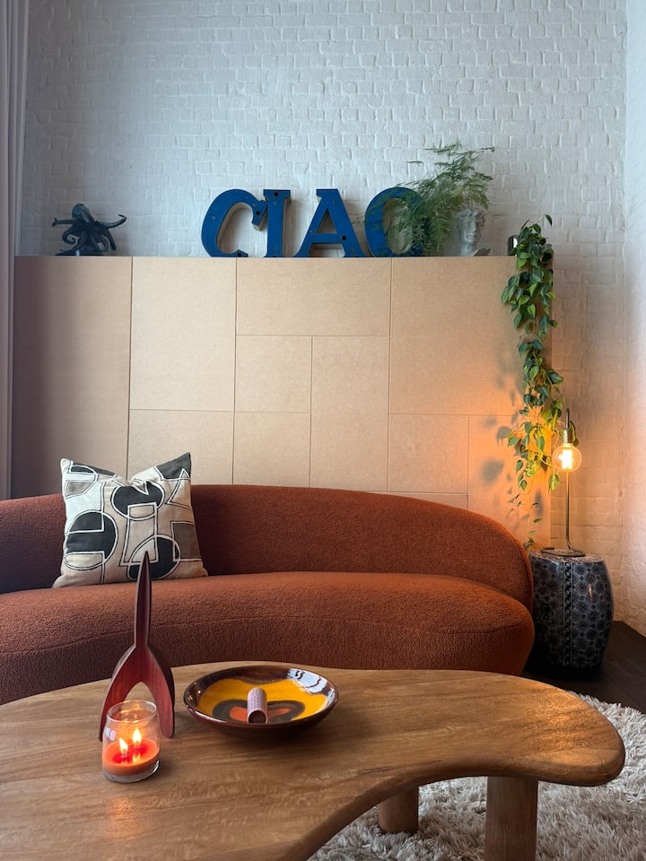 Designer Suite With Large Tub Close To The Station - Ghent