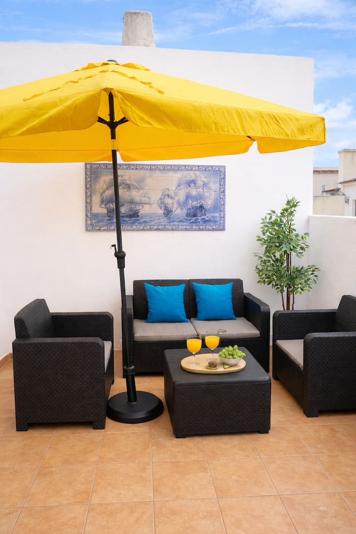 La Petite Maison By Calyferias - Porches