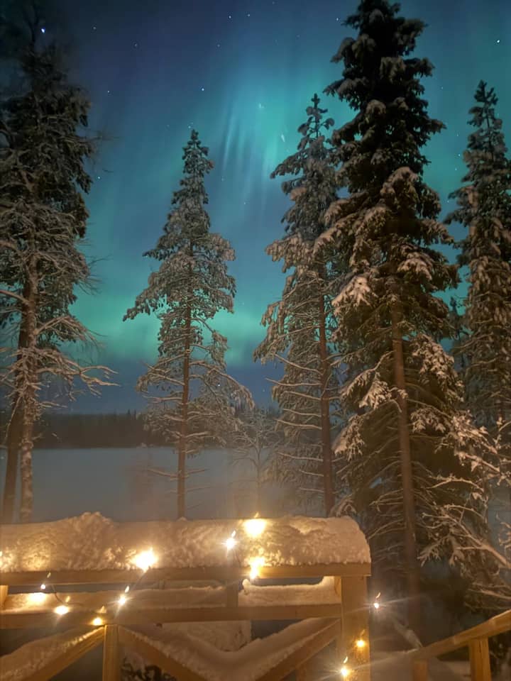 Saunamökki Veden ääRellä. - Rovaniemi