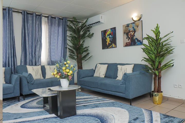 2-
Bedroom Apartement, Yaoundé - Yaoundé