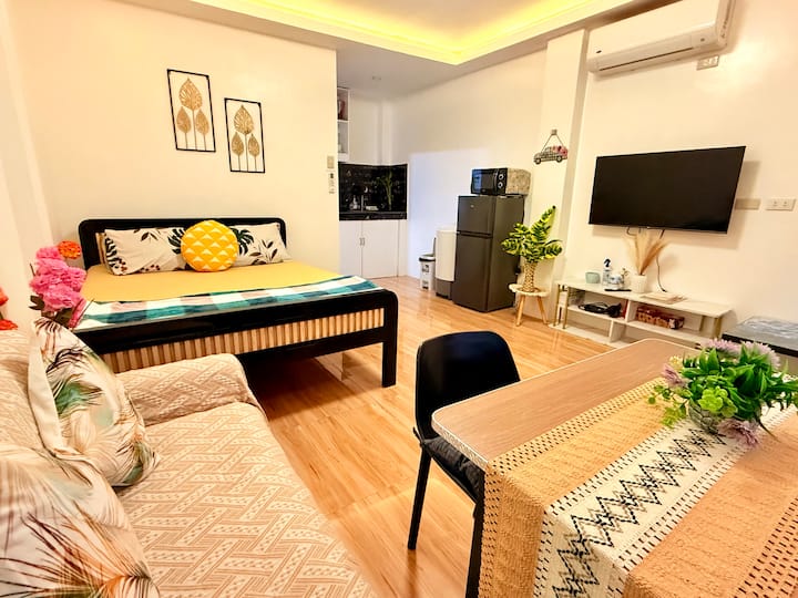 A Home For The Adventurous Soul! Walk To Town - Coron