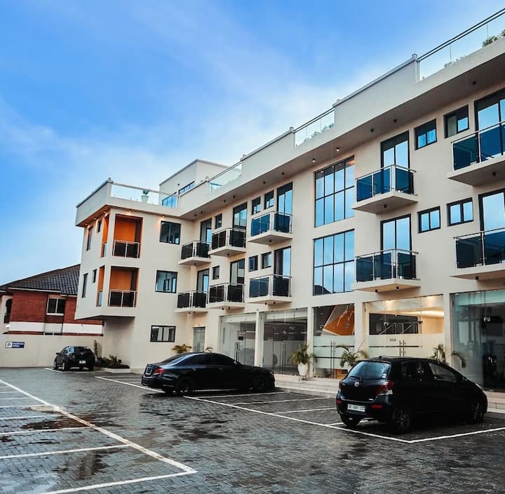 Luxury 1bedrm Apartment Accra & Rooftop Restaurant - Accra