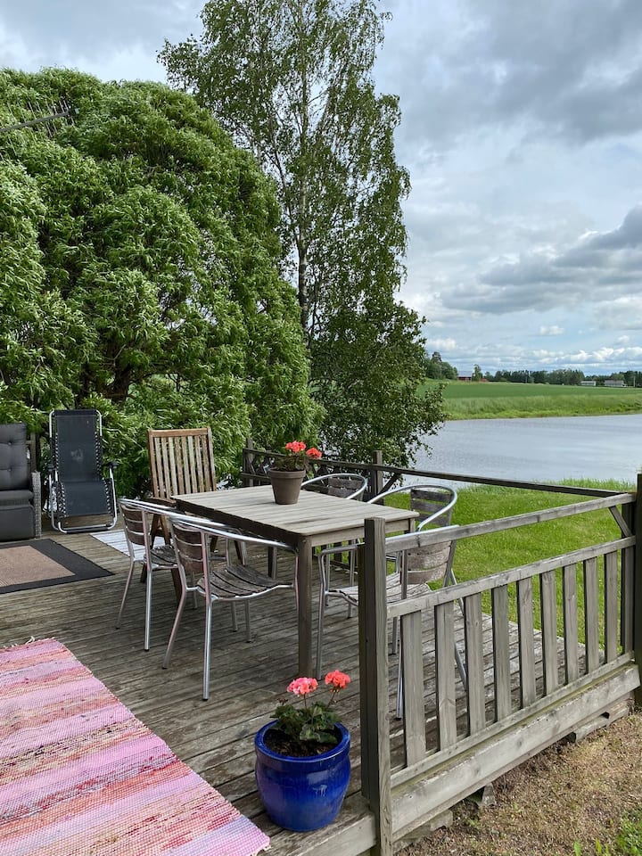 Hirsimökki Loimijoen Rannalla - Oripää