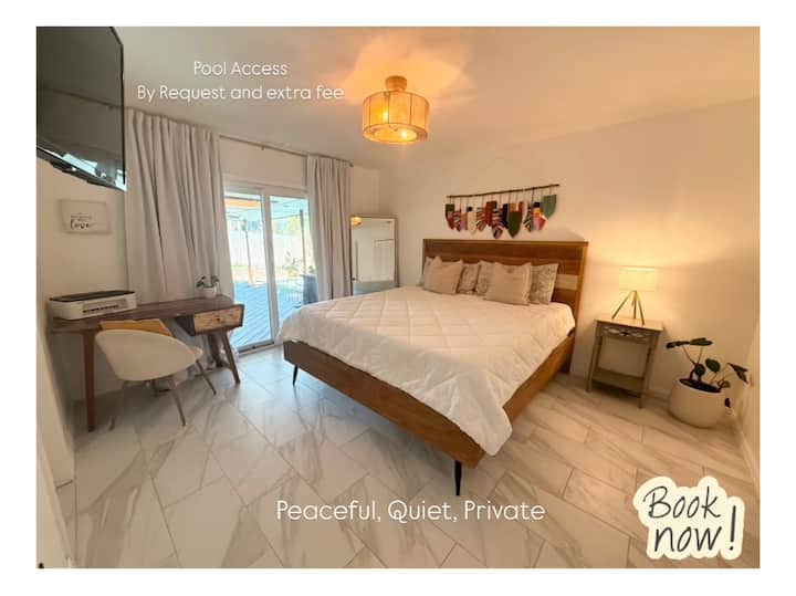 • •Private Room/bathroom & Entrance• • - Arlington, TX
