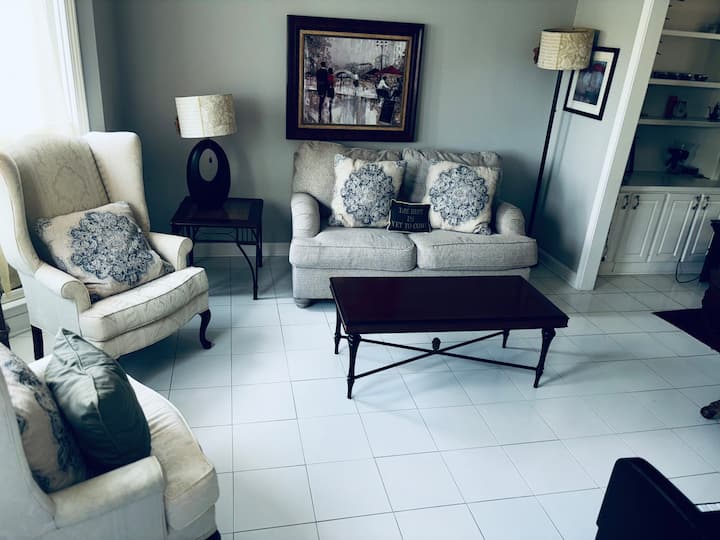 El Bungalow Home - Alpharetta, GA