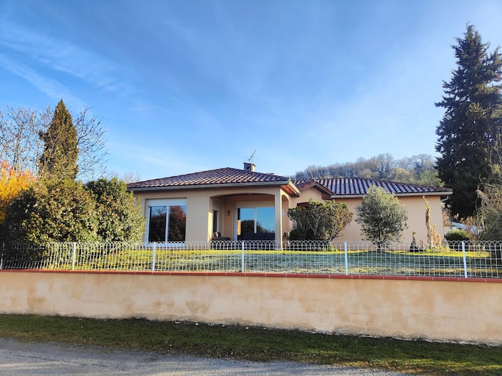 Maison De Vacances Chaleureuse. - Souillac