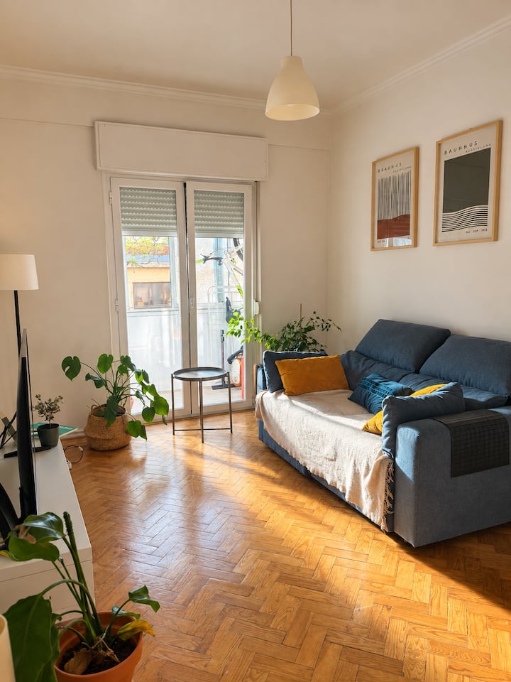 Quiet And Cozy Apartment Near Airport - Póvoa de Santa Iria