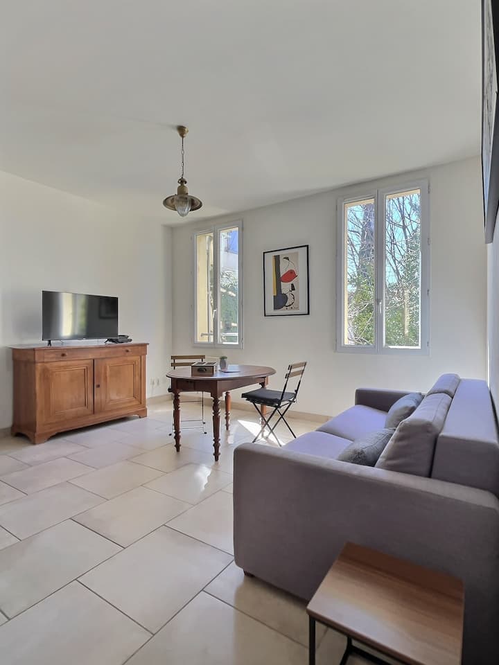 Logement Calme T2 Au Centre Historique De Aix - Aix-en-Provence